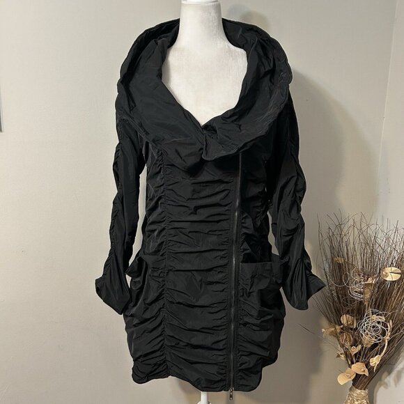 Sun Kim | Jackets & Coats | Sun Kim Sydney Parachute Jacket Black ...